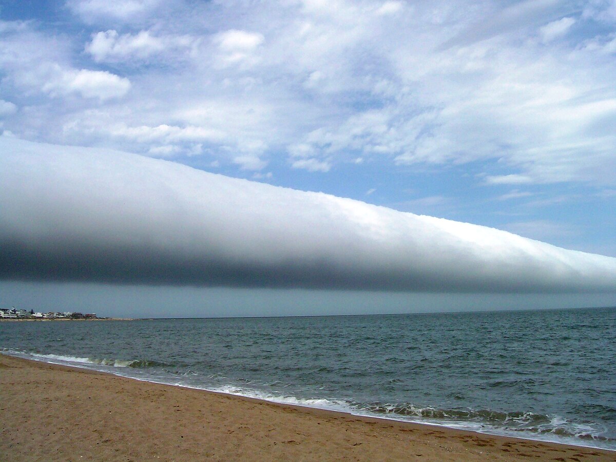 Gravity Waves: Formation, Cloud Effects, and Dynamics